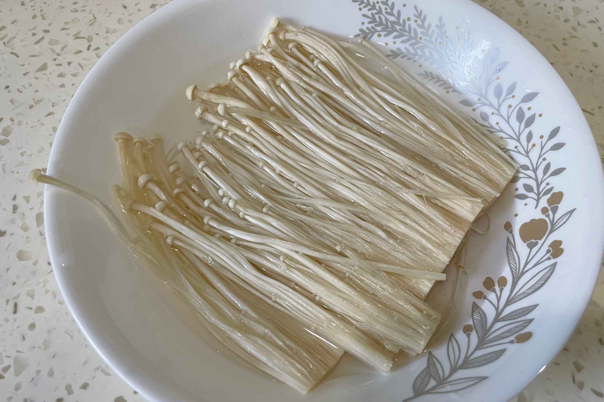 Fried Enoki Mushroom - Dr Nadiah Nazri